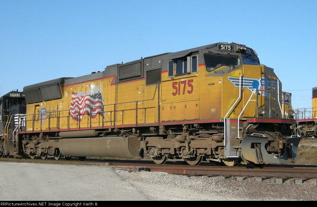 UP 5175